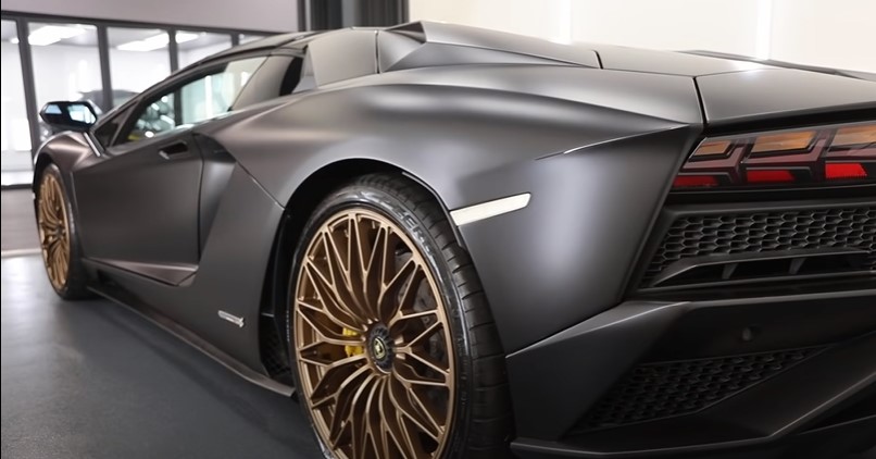 White Cars With Gold Rims Really Great - CARSMECHINERY - Car Parts